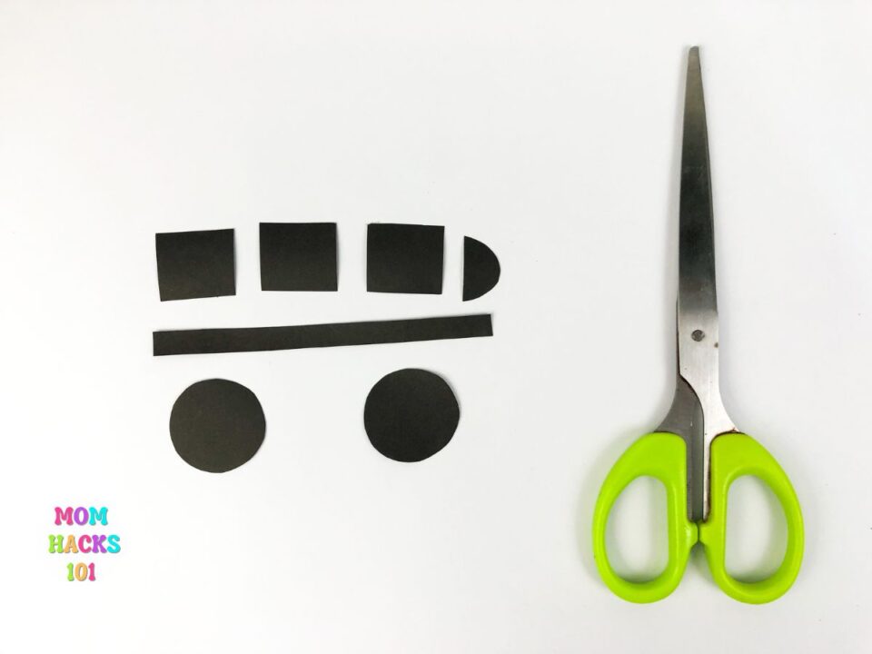 School Bus TP Roll Craft For Kids - Mom Hacks 101
